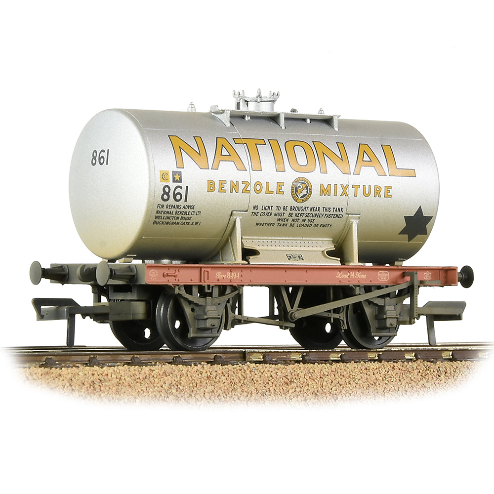 Bachmann 38-778A 14 Ton Anchor-Mounted Tank Wagon 'National Benzole'